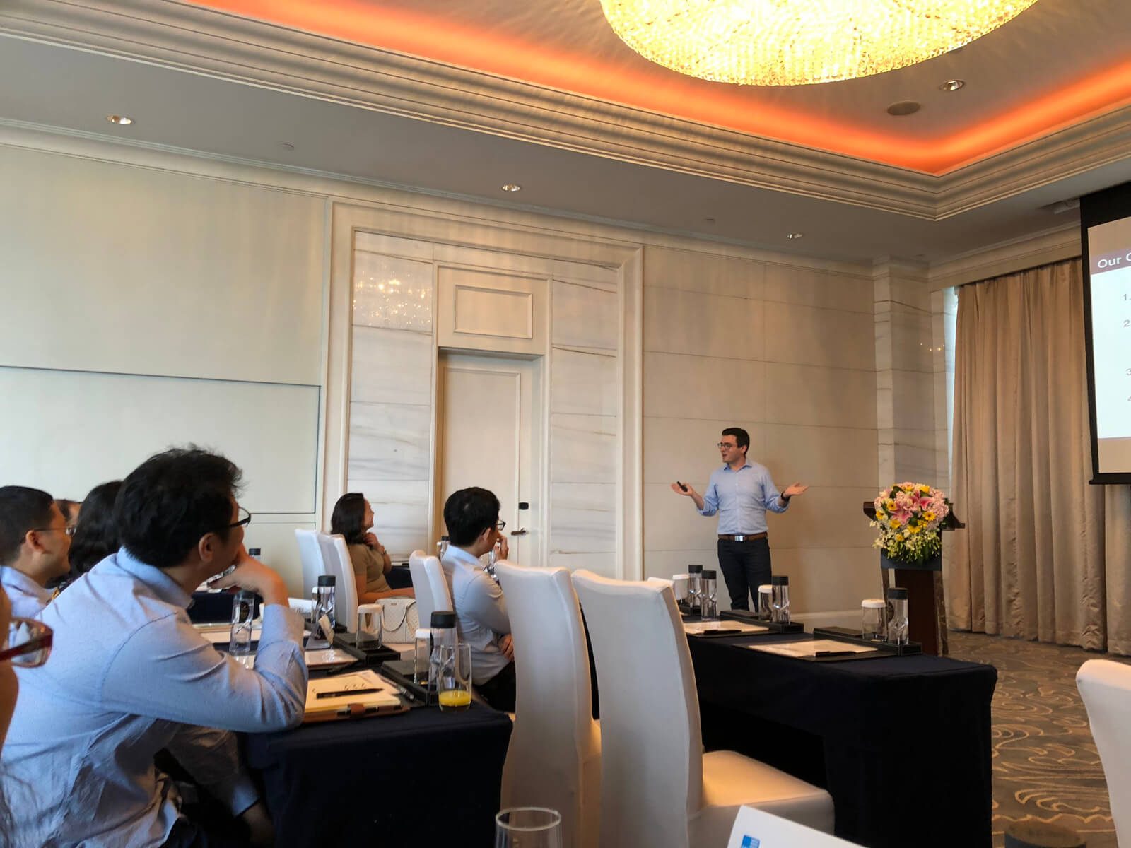 Hosts Its Fifth Marketing Research Camp in Shenzhen - CKGSB